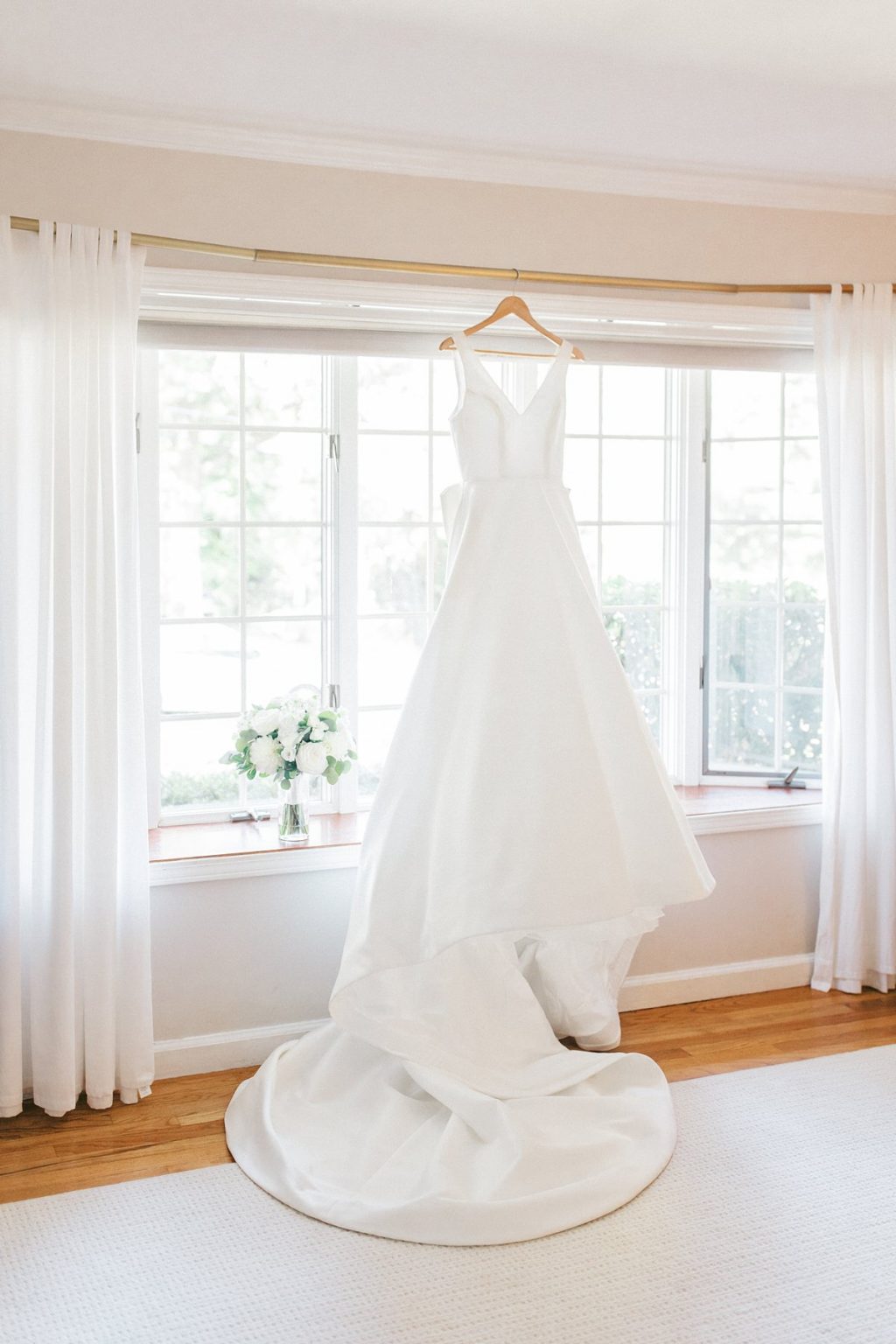 Classic Coastal Wedding at Spring Lake Bath & Tennis Club | Jill Sahner ...