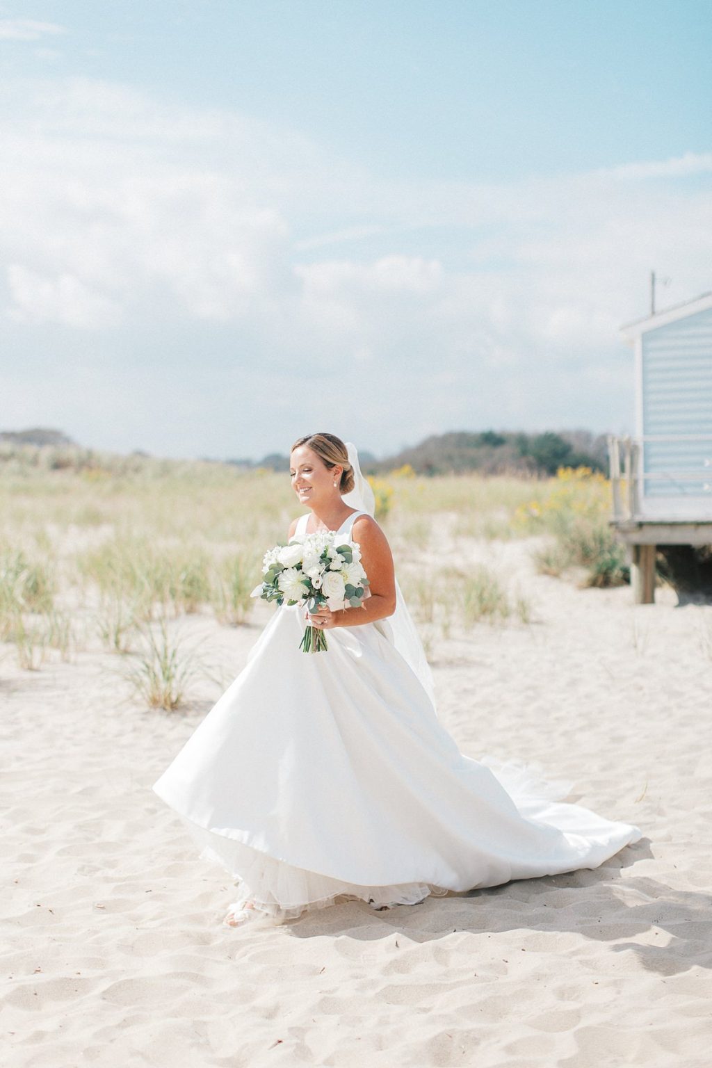 Classic Coastal Wedding at Spring Lake Bath & Tennis Club | Jill Sahner ...