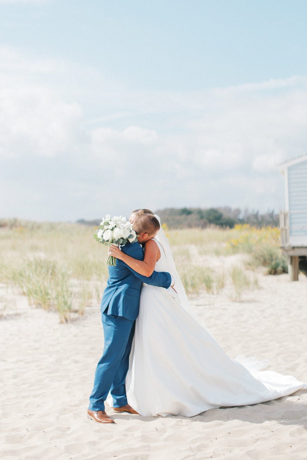 Classic Coastal Wedding at Spring Lake Bath & Tennis Club | Jill Sahner ...