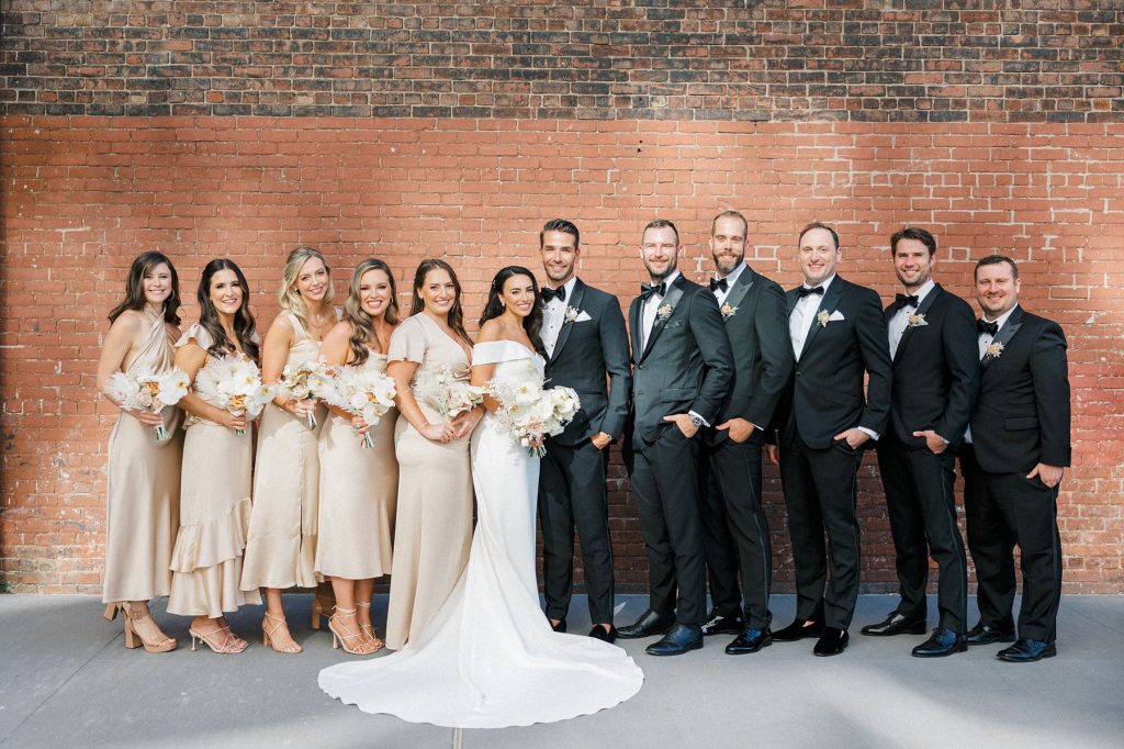 Modern City Rooftop Wedding at Box House Hotel | Jill Sahner Photography