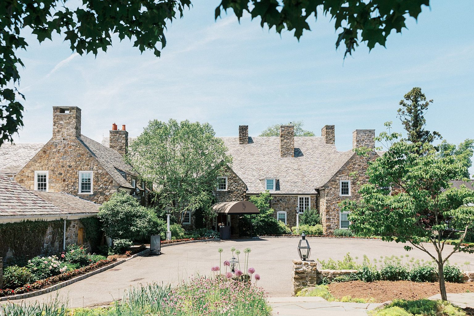 Stylish Black Tie Wedding at Fiddler's Elbow