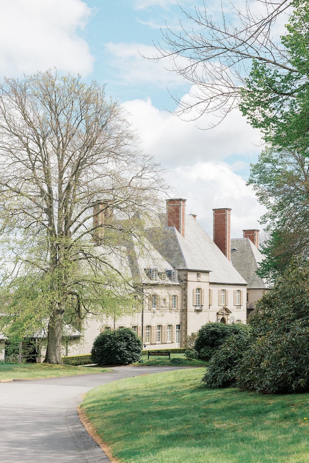 Gilded-Age Inspired Estate Wedding at Glen Manor House